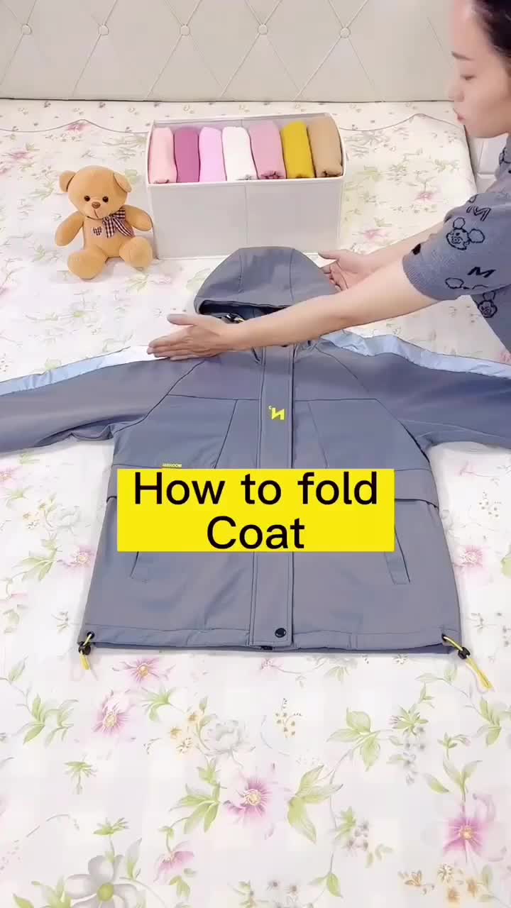 How to quickly fold coat. #foldingcoats | Vivian’s-storage (@vivian ...