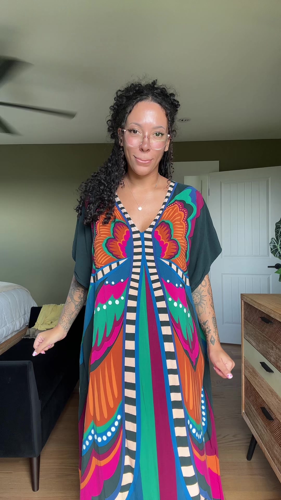 liv 🛸 (@itslunarliv) - Urlebird