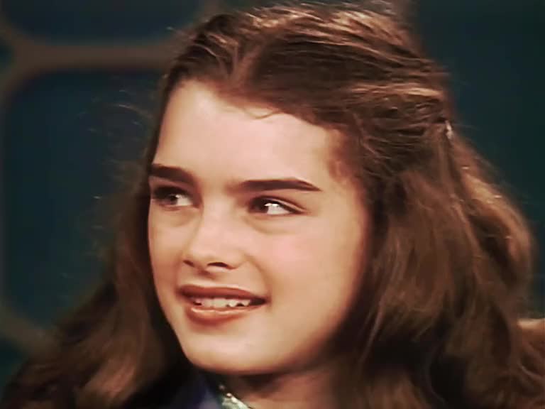 Brooke Shields was photographed by | Allie Cheyenne🏞️🌅 (@alliecheyswrld)