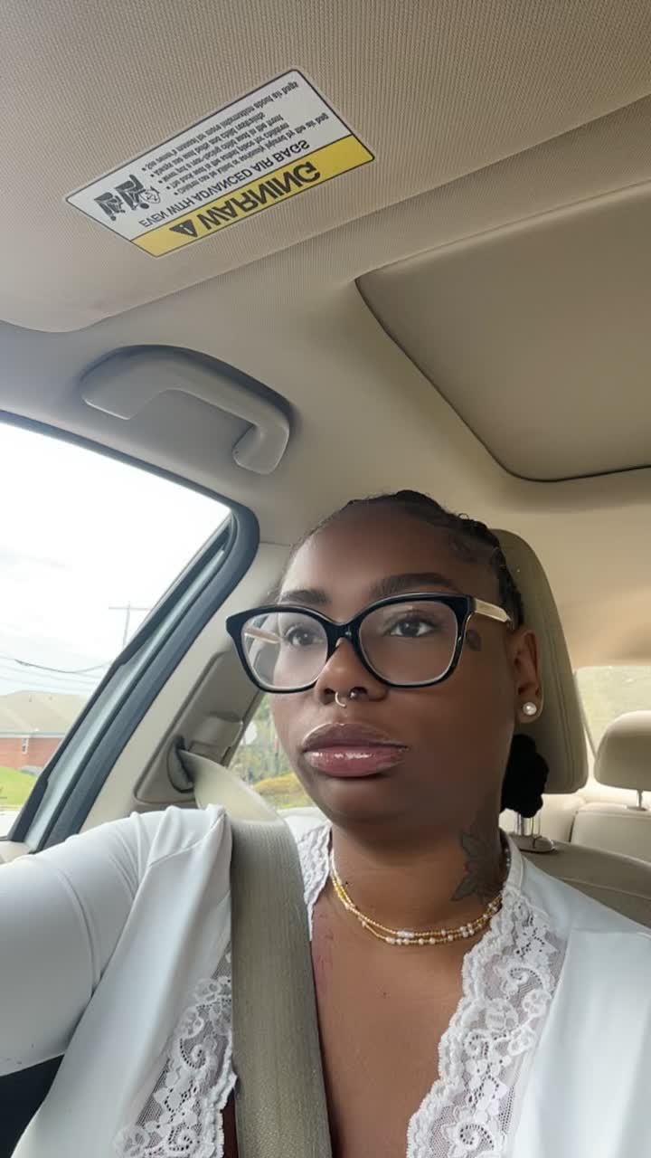 Shawnna Jonnell (@shawnnajonnell) - Urlebird