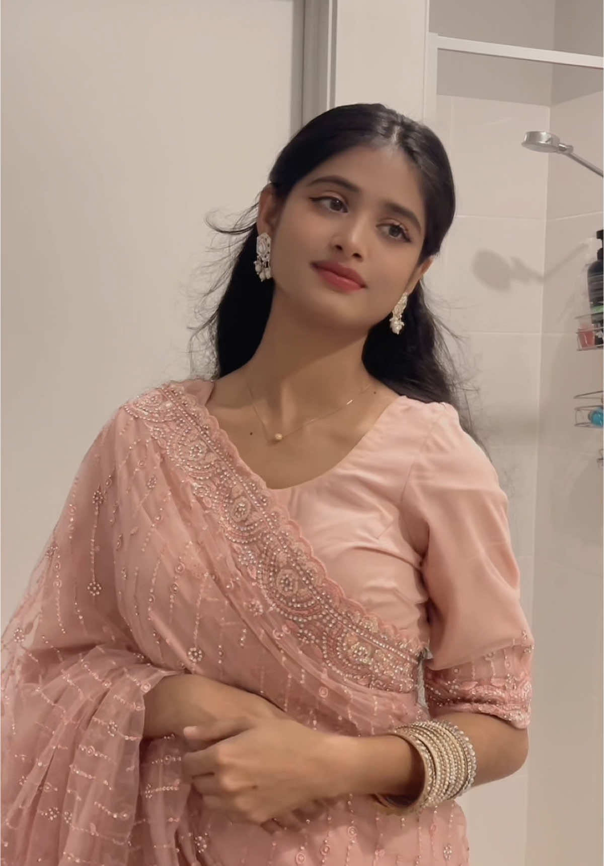 GRWM for a convocation ceremony ( | 🎀🖤𝑻𝒂𝒓𝒖🖤🎀 (@s.a.tarin)