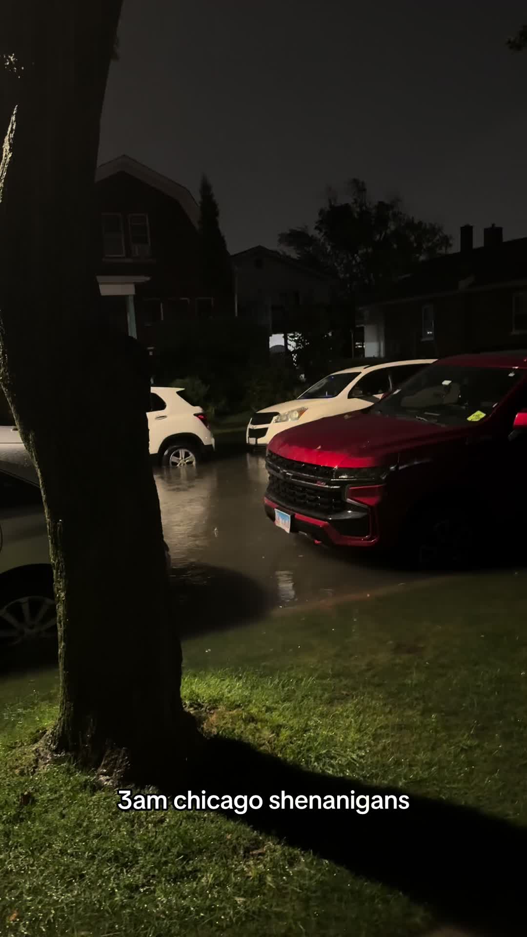 Handstand at the pool 🏊‍♀️ #spain | Nevia (@nev1aa)