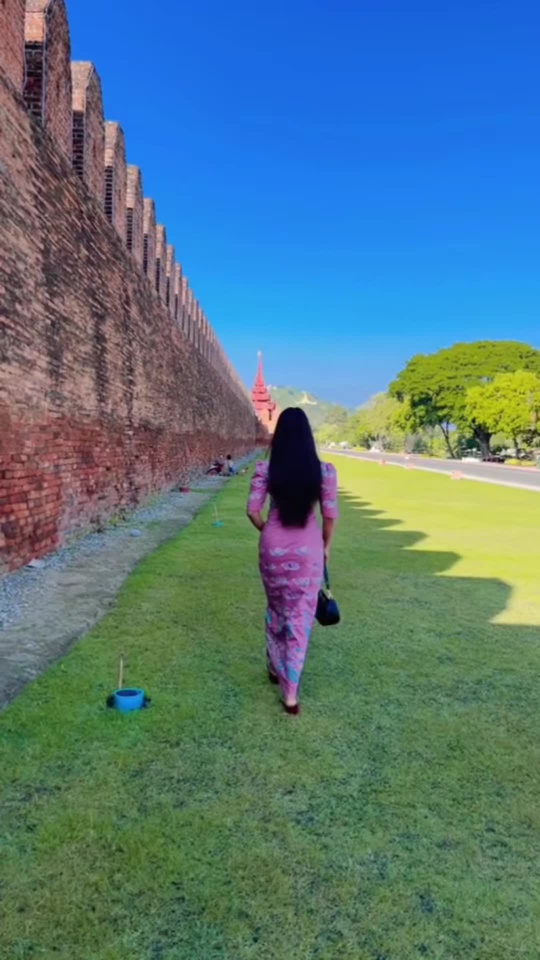 ဆံပင်တွေညှပ်ပြီးမှ နှမျှောနေတာ | Phyo Thiri Zaw ️‍🔥 (@phyothirizaw76)