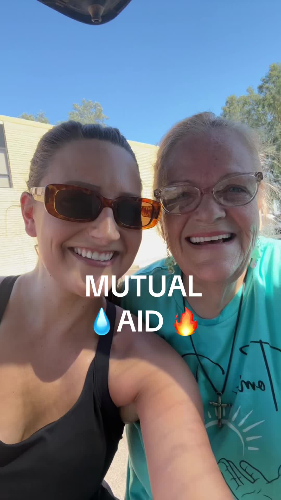 Ashley Rabbit (@msashleyrabbit) - Urlebird