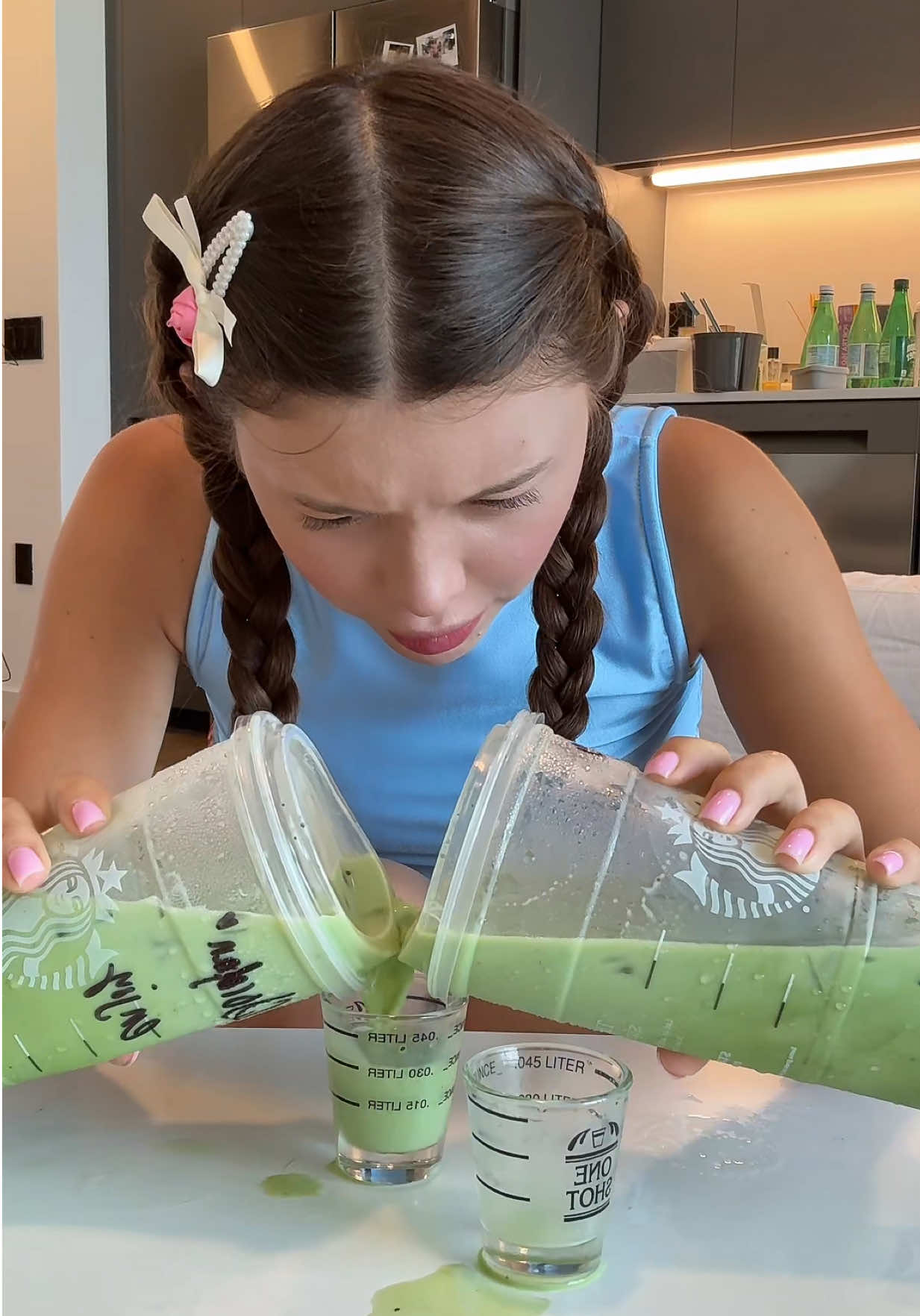 Evi 🌺 (@littlebirdevi) - Urlebird