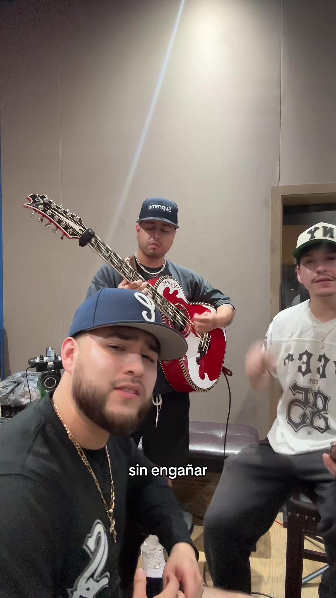 Ramssss (@ramiromedinaoficial) - Urlebird