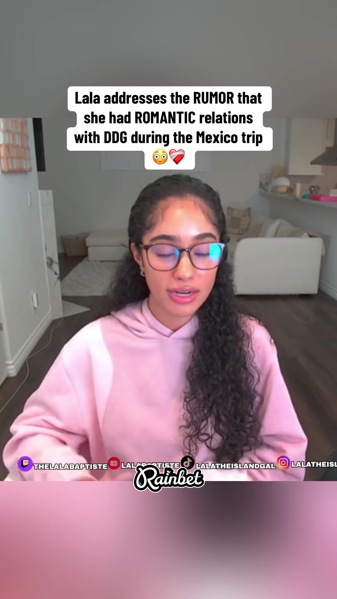 لما نكون انا ولانا في لعبة الحبار😂 | لانا و رورو (@lana_roro)