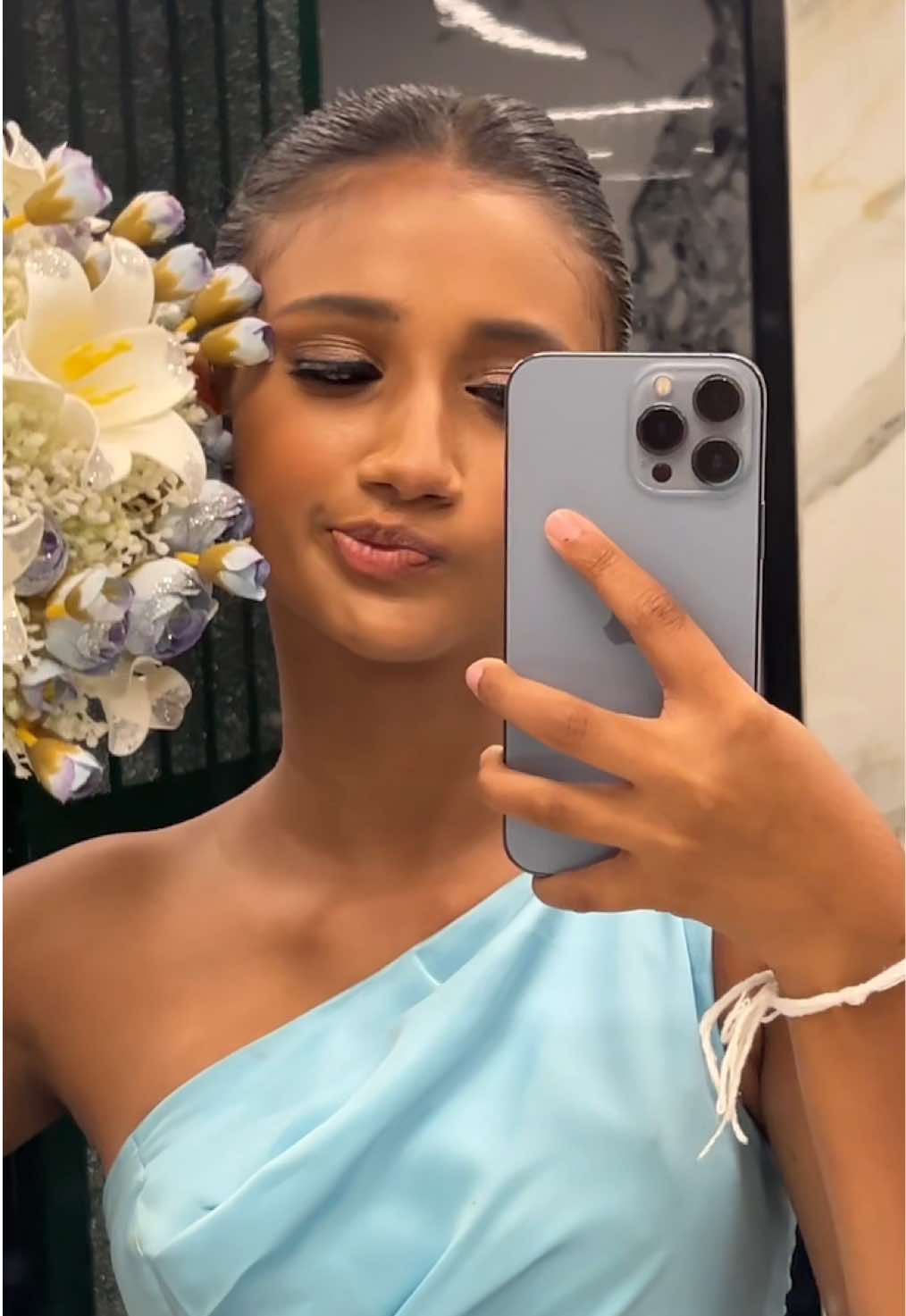 Vidusha N Janushi (@vidusha_n_janushi) - Urlebird