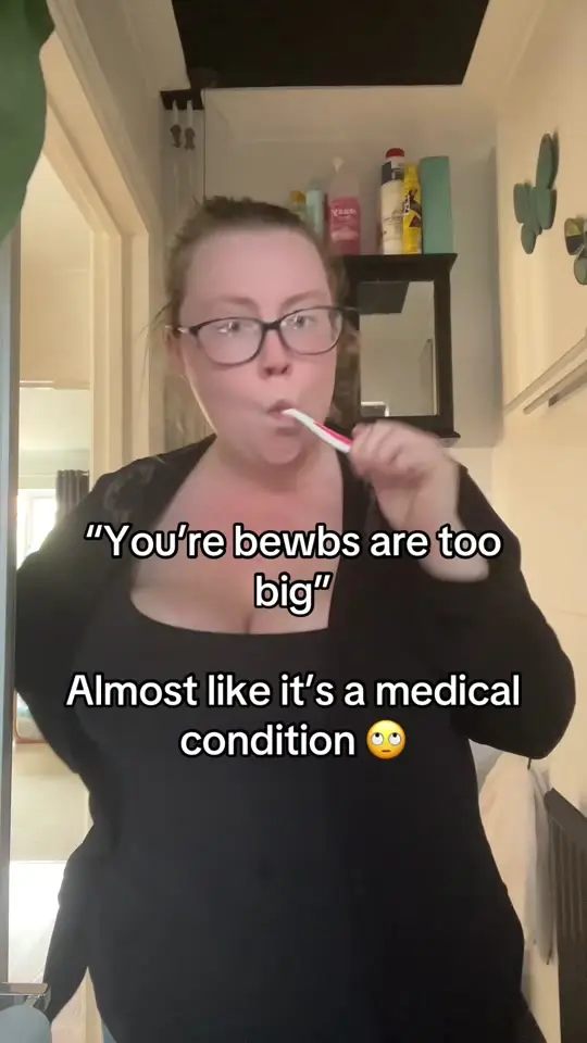 Tianna Moon (@tiannamoon) - Urlebird