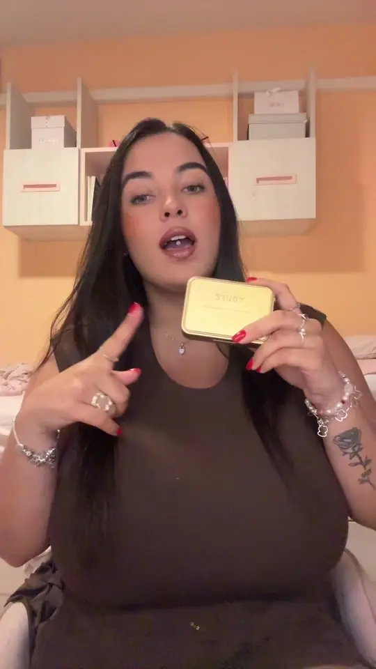 ___anneris___ (@___anneris___) - Urlebird