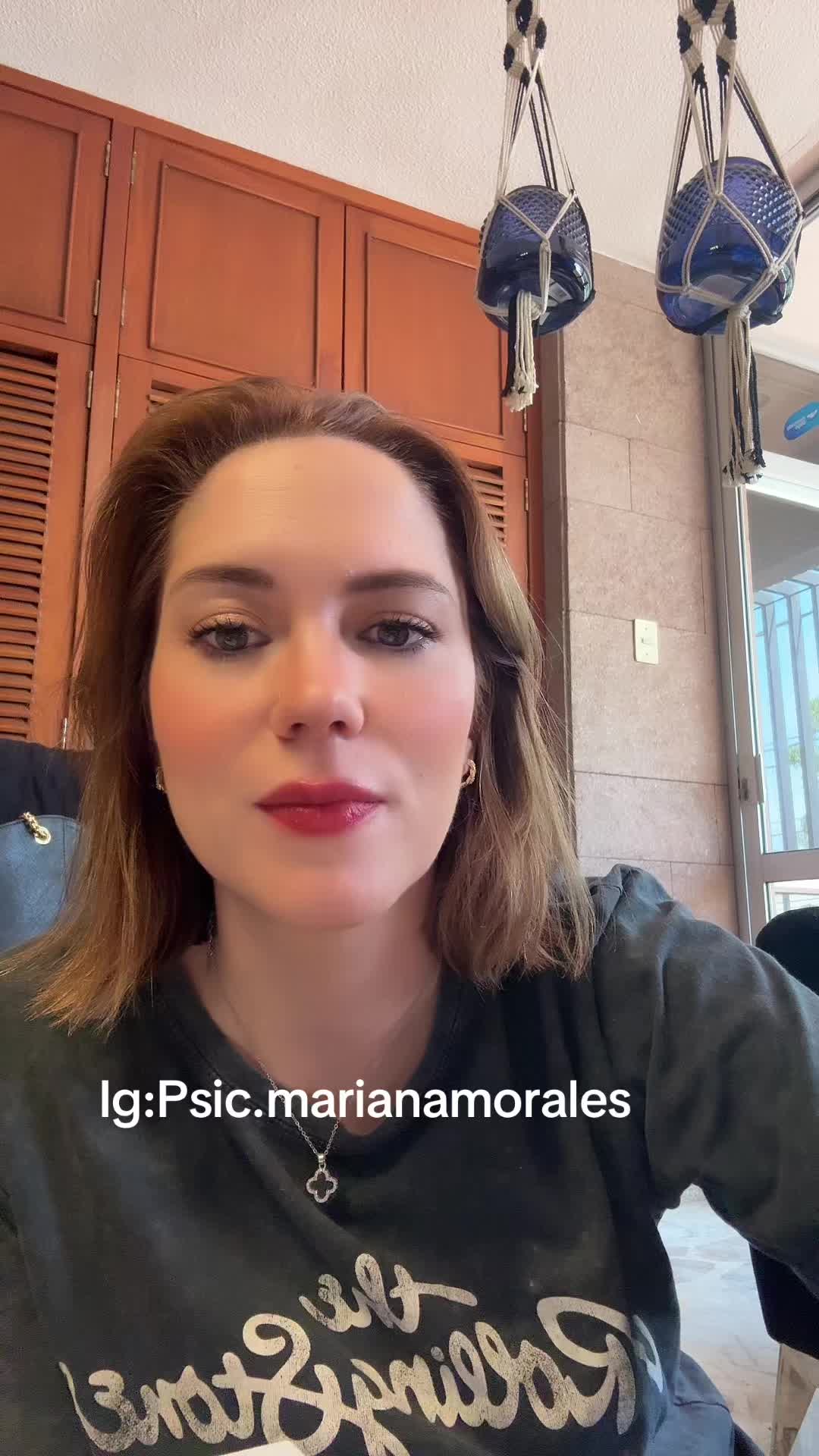 ethra western dress vannalum sareede | ashika asokan (@ashiangela)