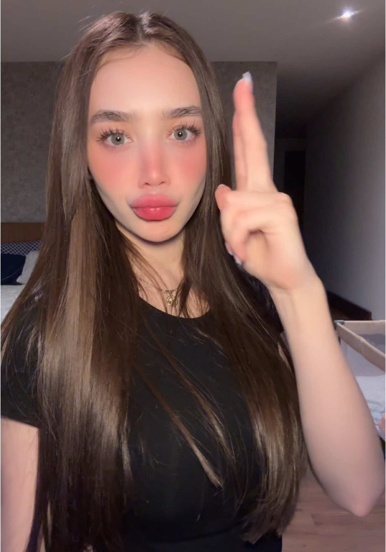 Dominik Armenta (@dominikarmentaoficial) - Urlebird