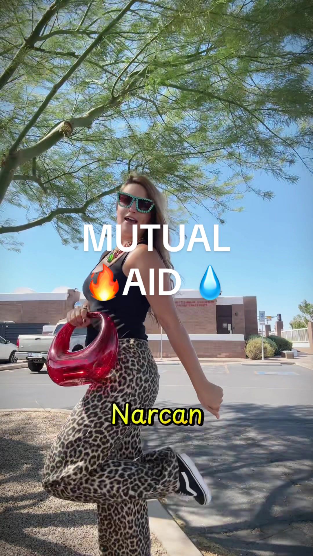 Ashley Rabbit (@msashleyrabbit) - Urlebird