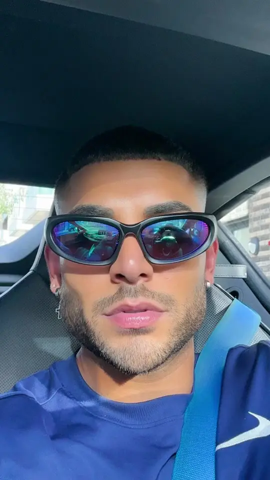 Mr Exotic 🌴 (@mrexoticness) - Urlebird