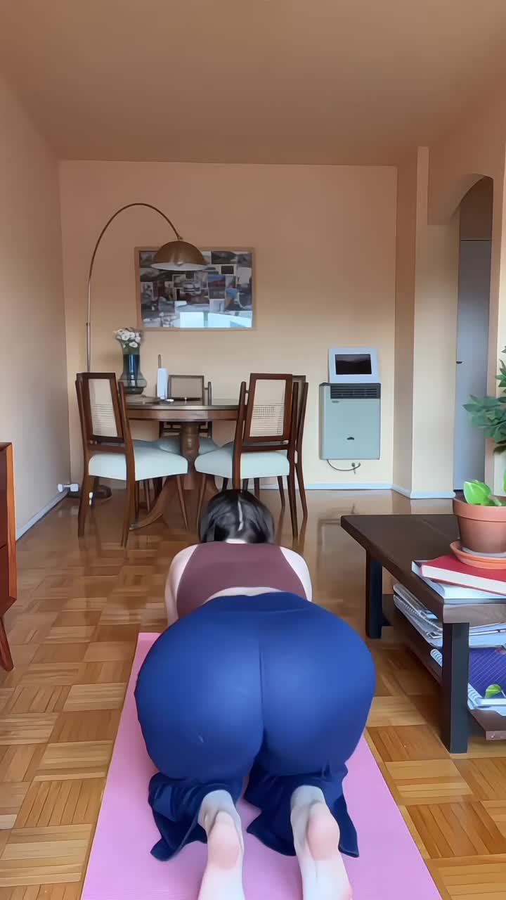 Emily Emika (@emiilyemika) - Urlebird