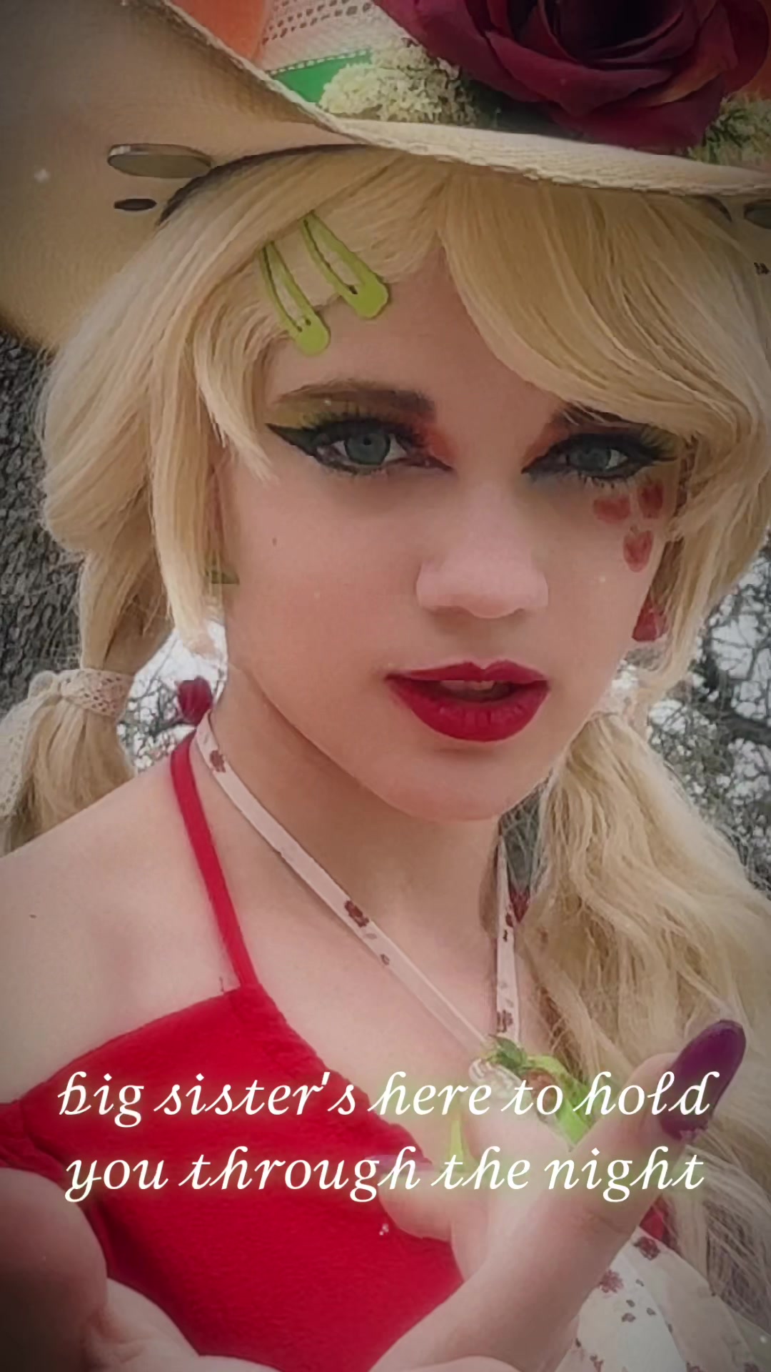 The Apple Family backstory was made for | luna.rose.cos (@lunarosewish)