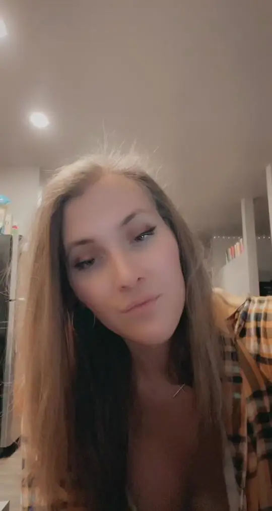 2022 energy and that’s on periodddd | thevictoriavixen (@thevictoriavixen)