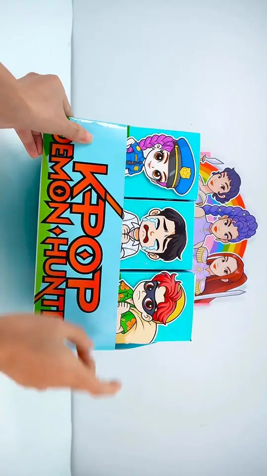 💕 ️Unboxing HUNTRIX RUMI POLICE Box ALL | Tezd (@tezd_)