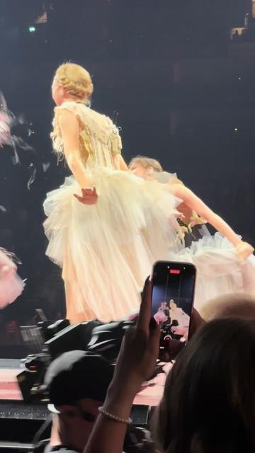 teehee haha emma gaga #ladygagamayhem | Holly Jackson (@hojay92)