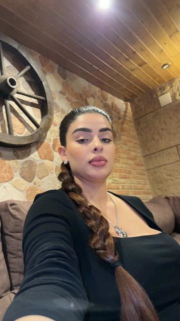 Jjajaja | Rebeca Jimenez (@rebejimenez28)