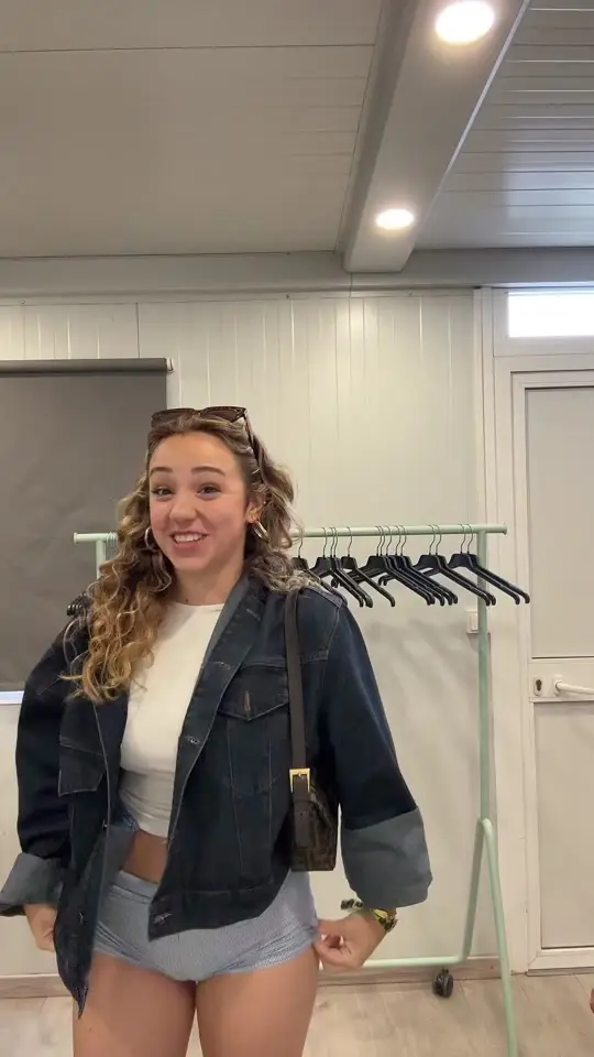 anitarqp (@anitarqp) - Urlebird