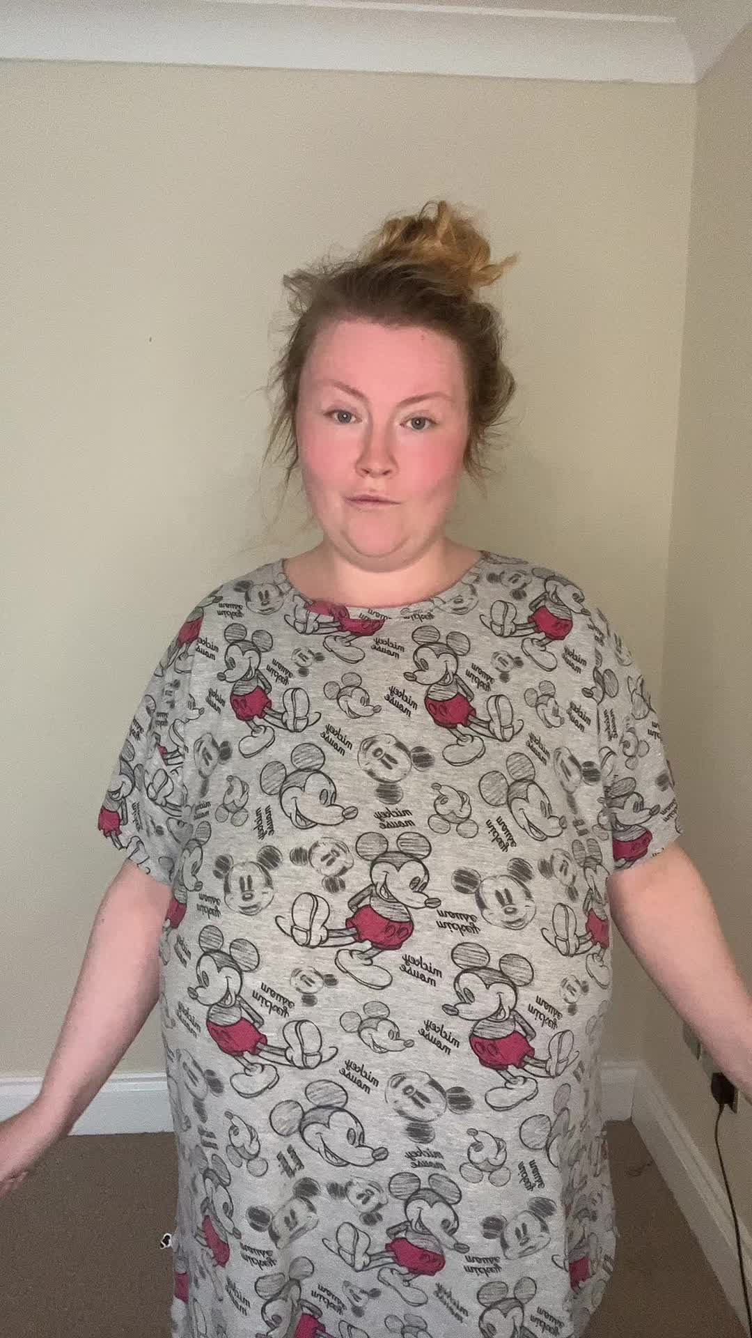 Tianna Moon (@tiannamoon) - Urlebird