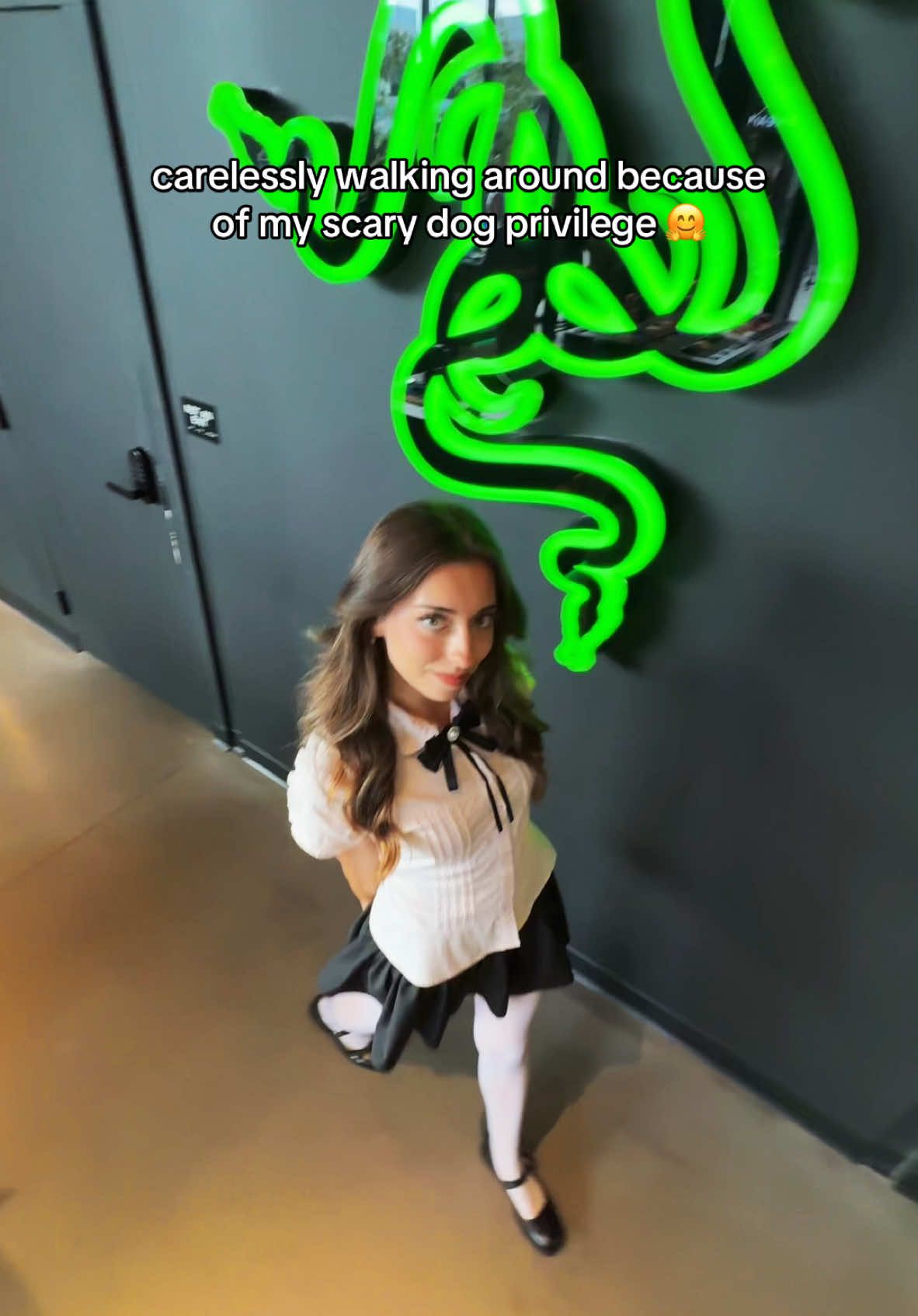 Léa Martinez (@slayeas) - Urlebird