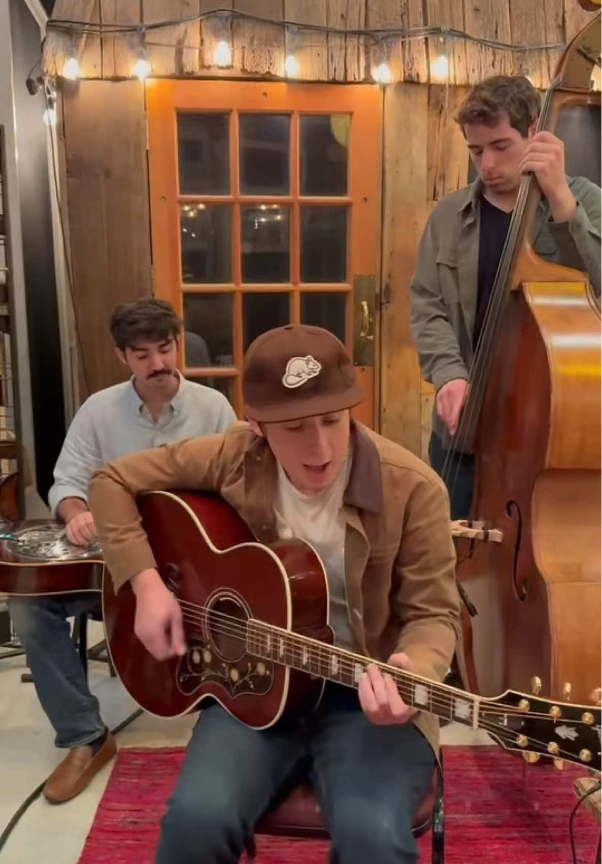 Benny G (@bennygmusic) - Urlebird