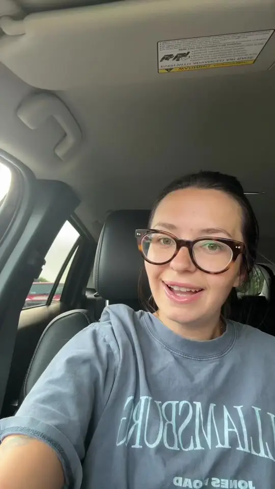 The dolphin took Jessica’s life… now | Jessica Rip (@jessica_rip)