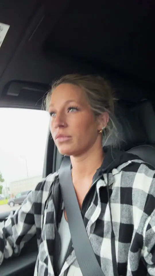 Kat pesch (@katpesch2) - Urlebird