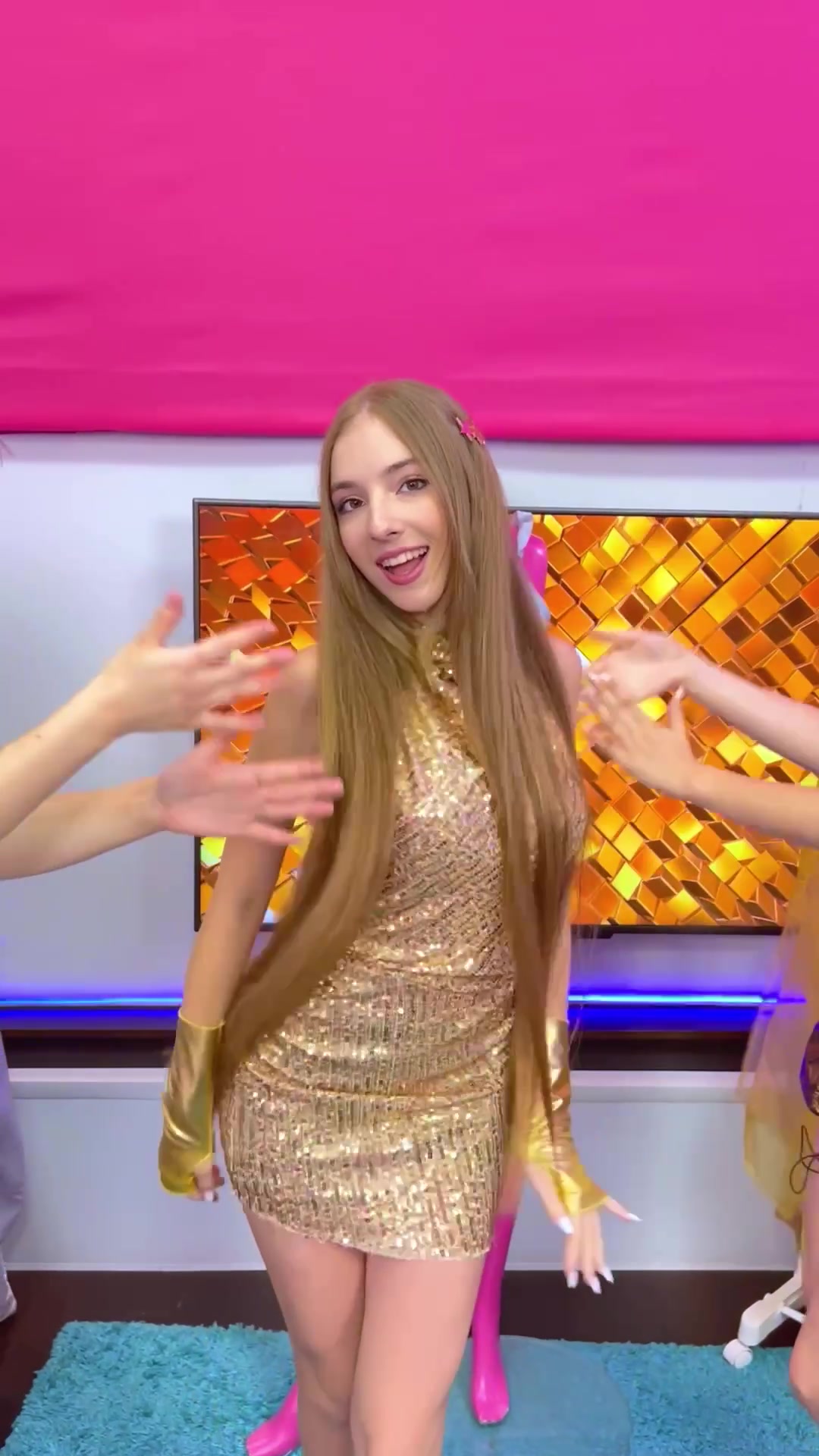 Tim Tin (@timtinfamily) - Urlebird