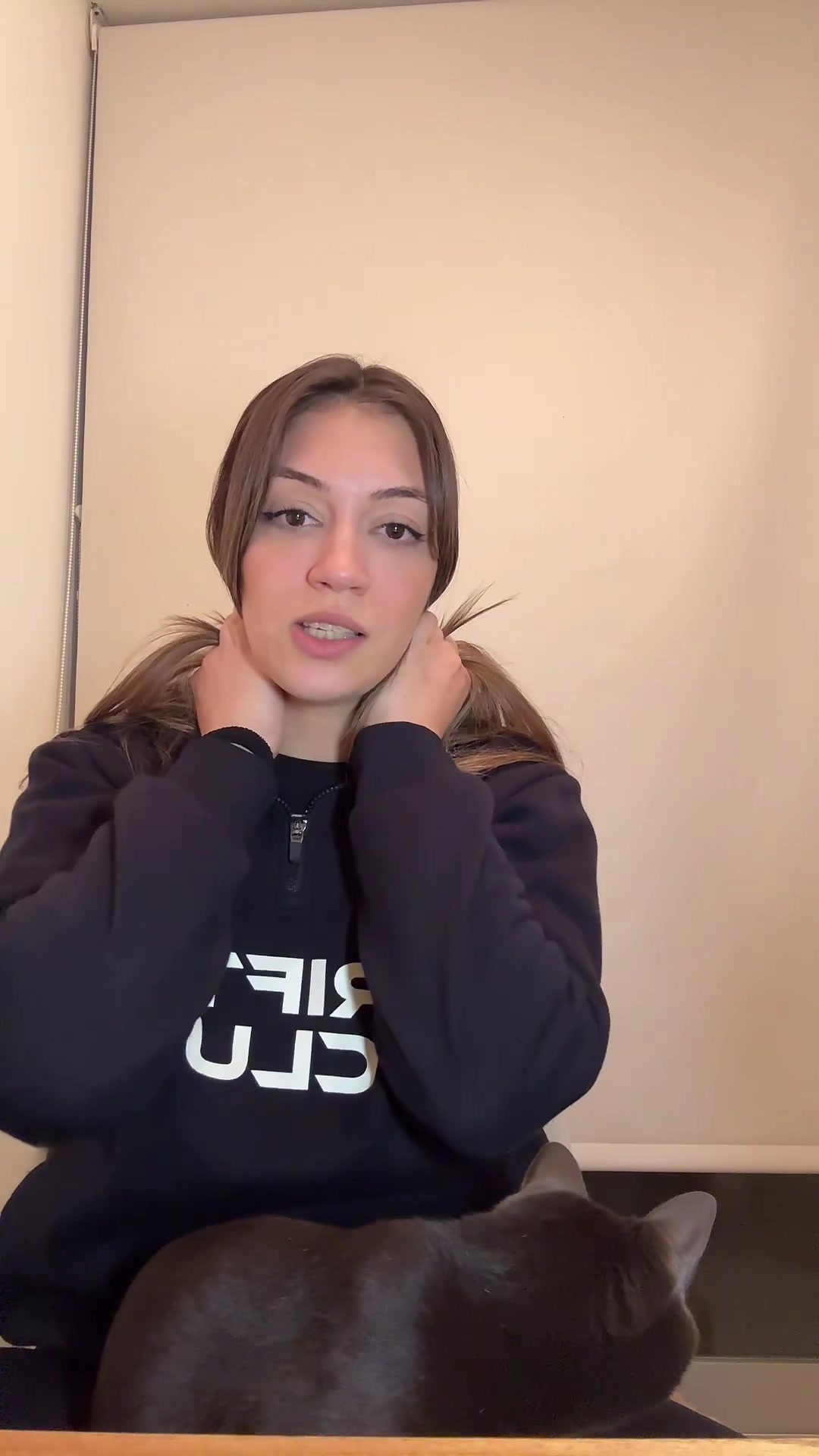 Cami (@caami_rdz) - Urlebird