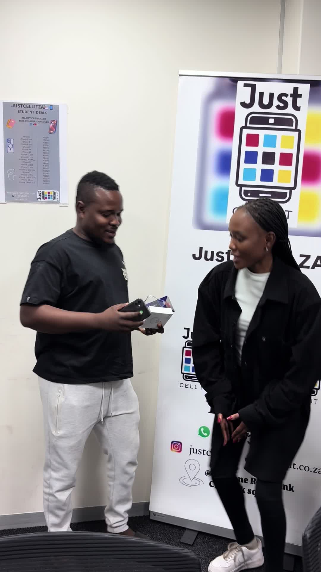 Just Cell It | iPhone Reseller (@justcellitza) - Urlebird