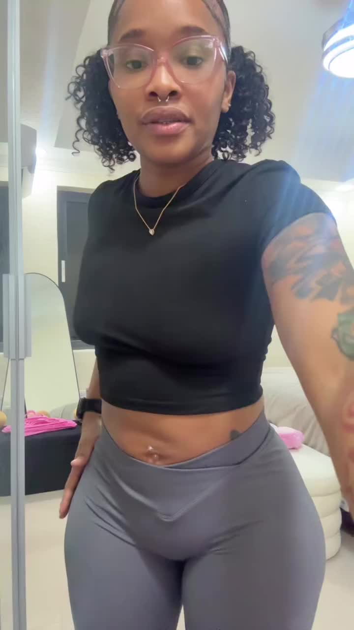 lexisoriya (@lexisoriyaa) - Urlebird