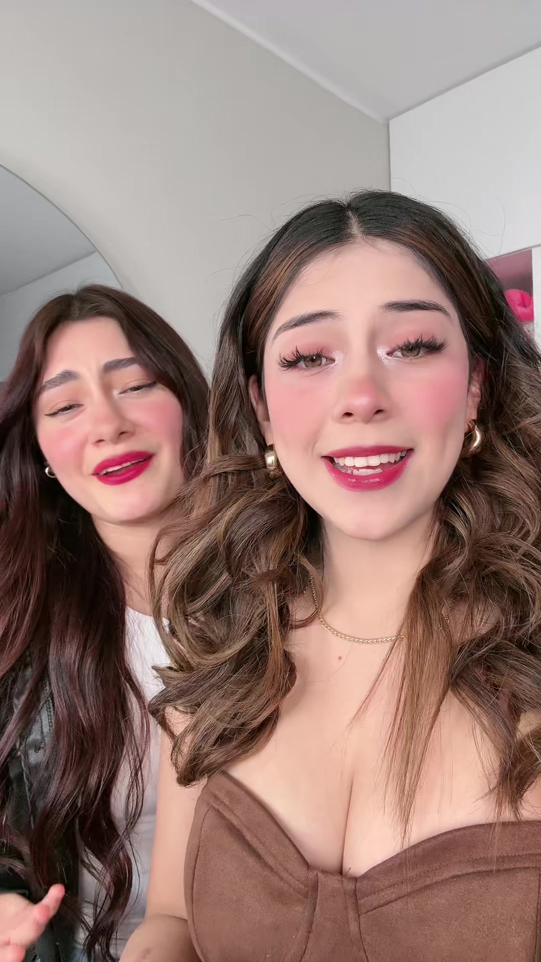 Zully (@zullyy_cs) - Urlebird