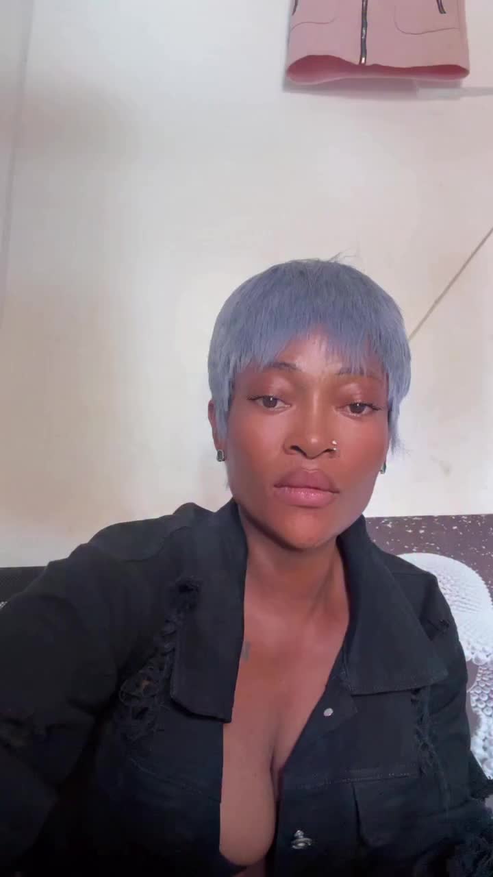 jenny.yea.11 (@jenny.yea.11) - Urlebird