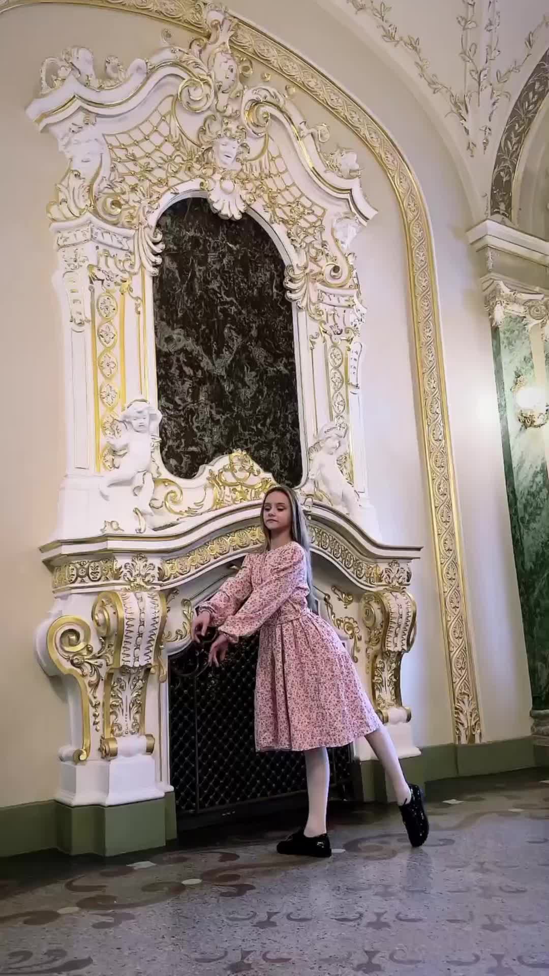 Valeria (@valerie_negurenko) - Urlebird