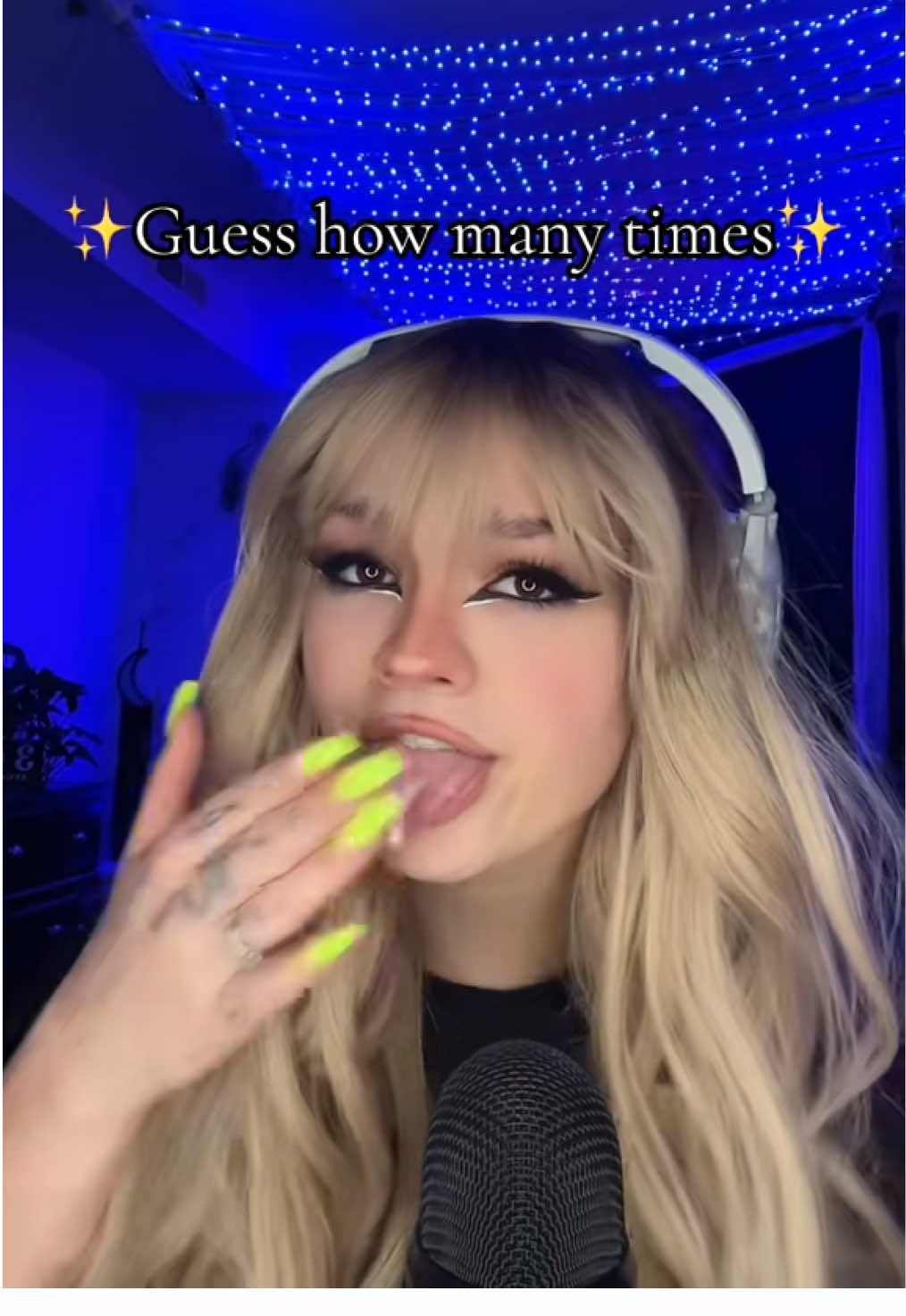runamoonasmr (@runamoonasmr) - Urlebird