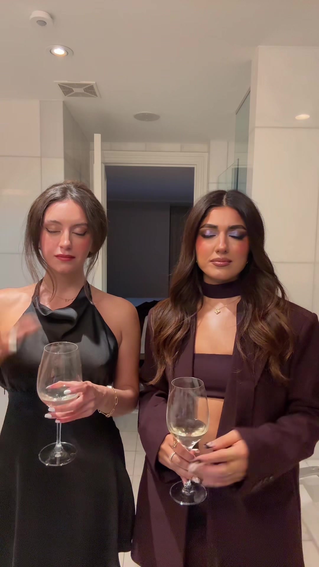 198.17K hearts, 66.94K | zona.mae (@arizona.mae)