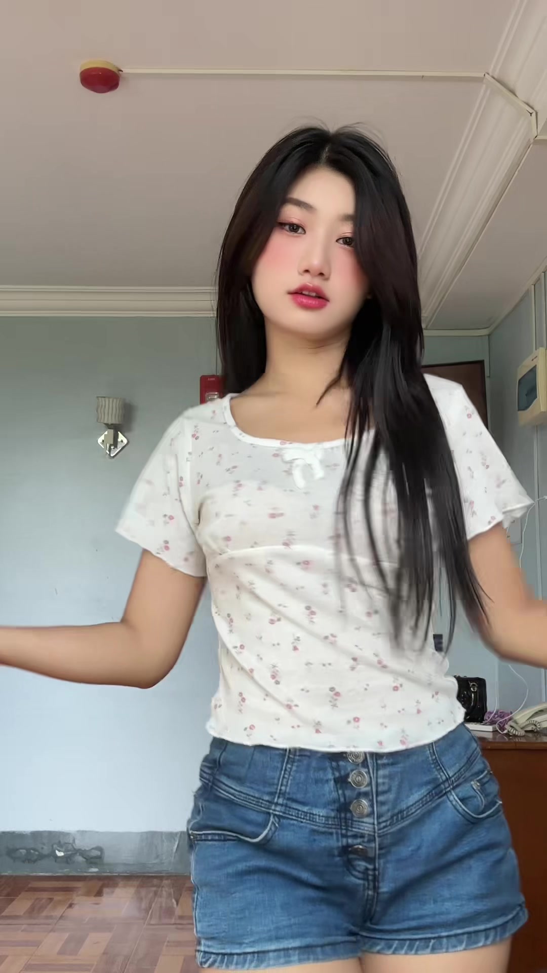 Hnin Pyae (@hnin.pyae280) - Urlebird