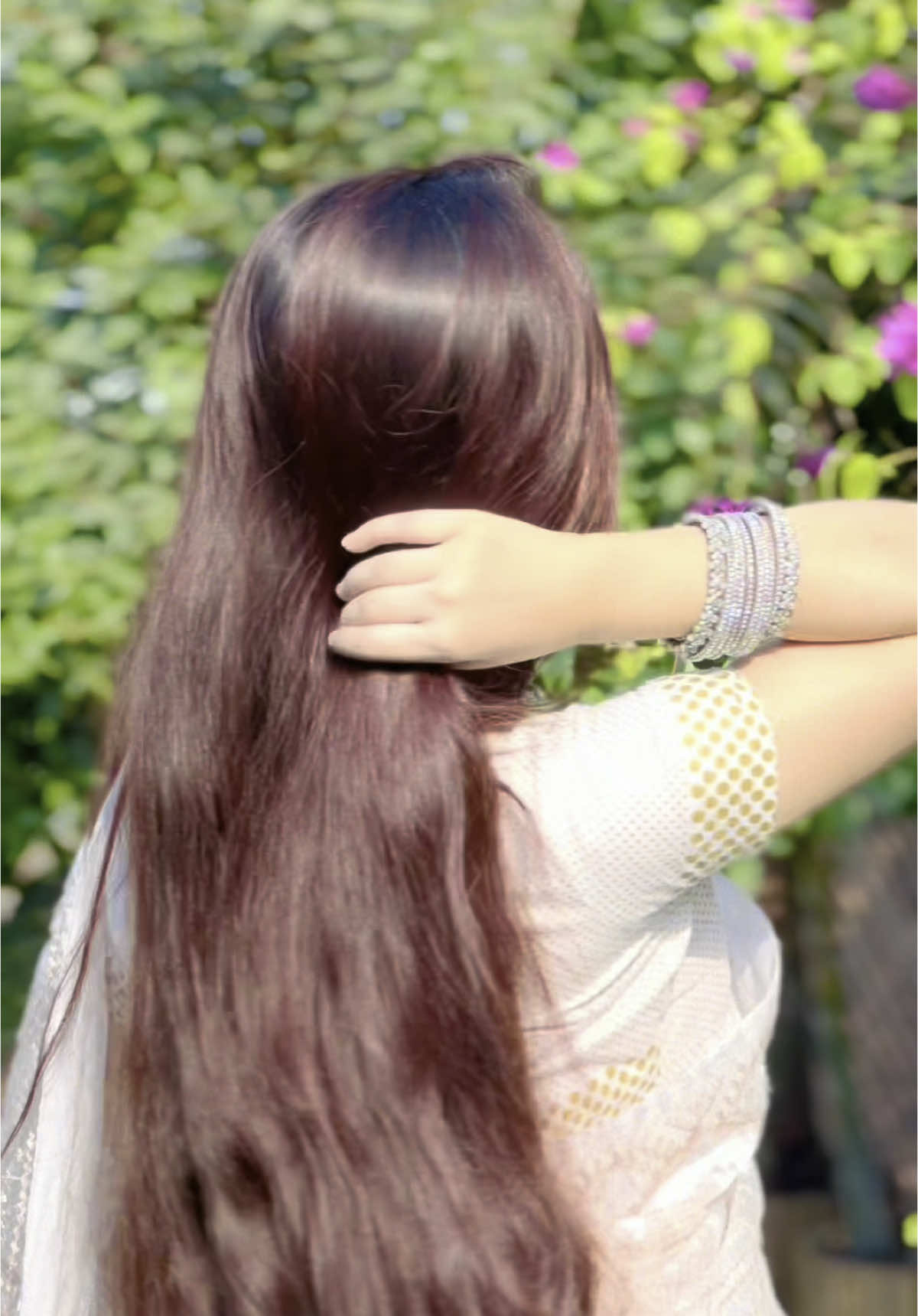 Saree-@Elouraa 🕊️ #unfrezzmyaccount | 𝑨𝒅𝒉𝒂𝒓𝒂_𝑴𝒊𝒎~🦋 (@adhara_mim)