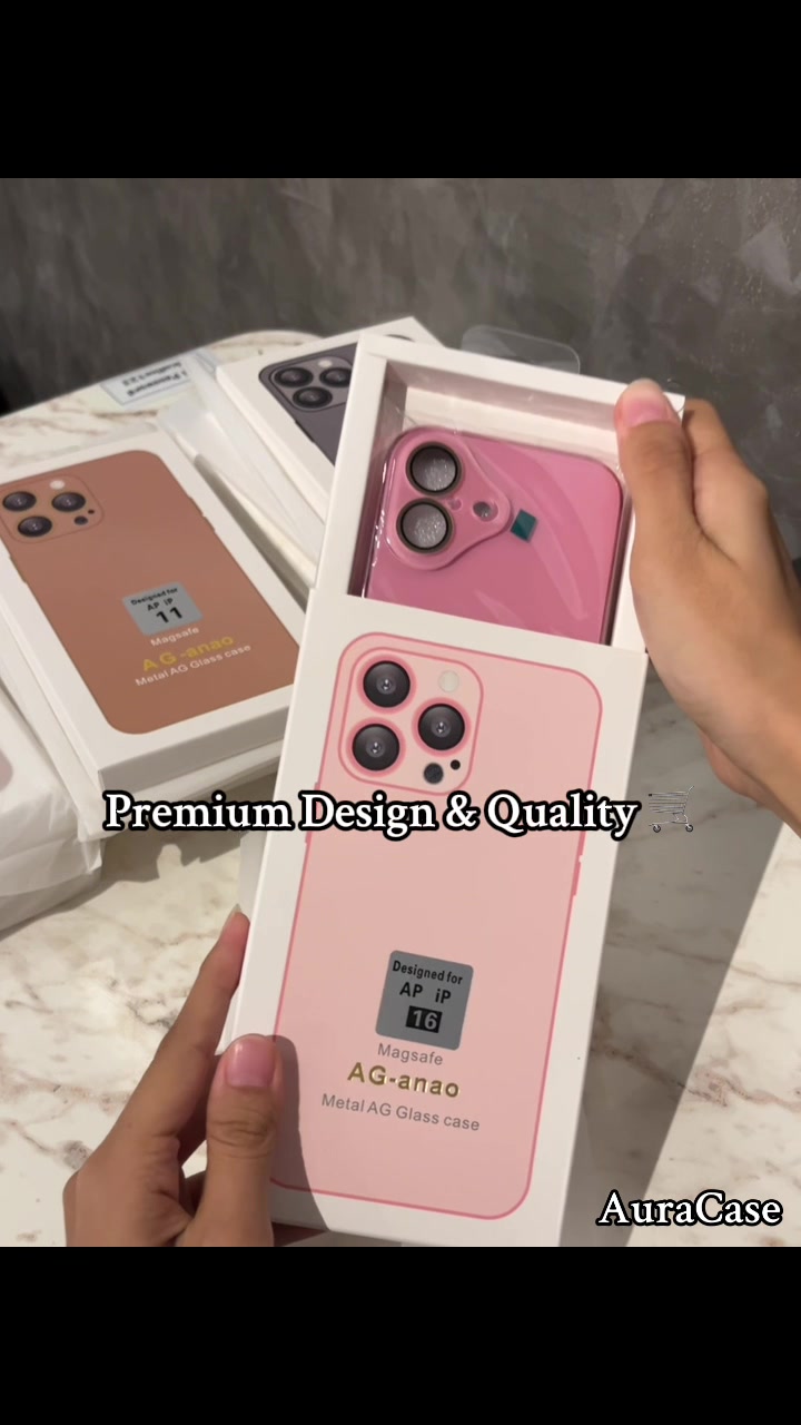 Lacy with buzz cut is so tuff! || | Silence (@marlonxedits)