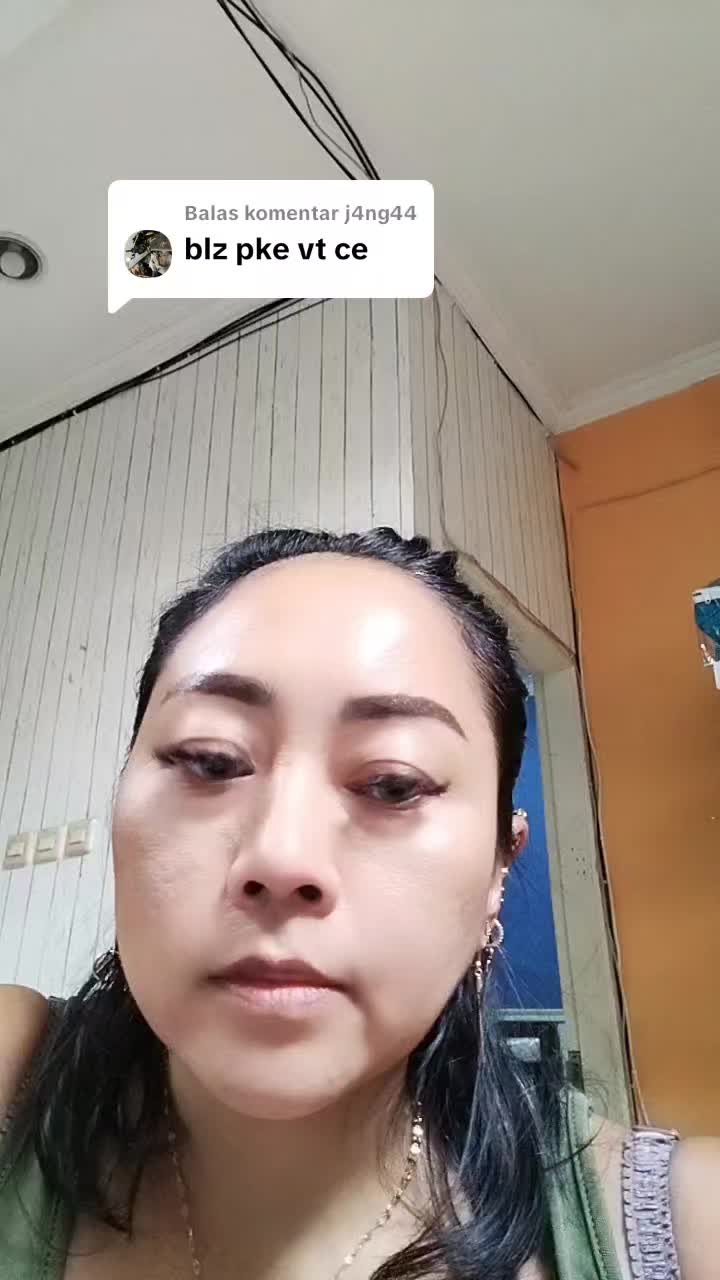 Sarah Ardhelia 1995 (@sarahardhelia.1995) - Urlebird