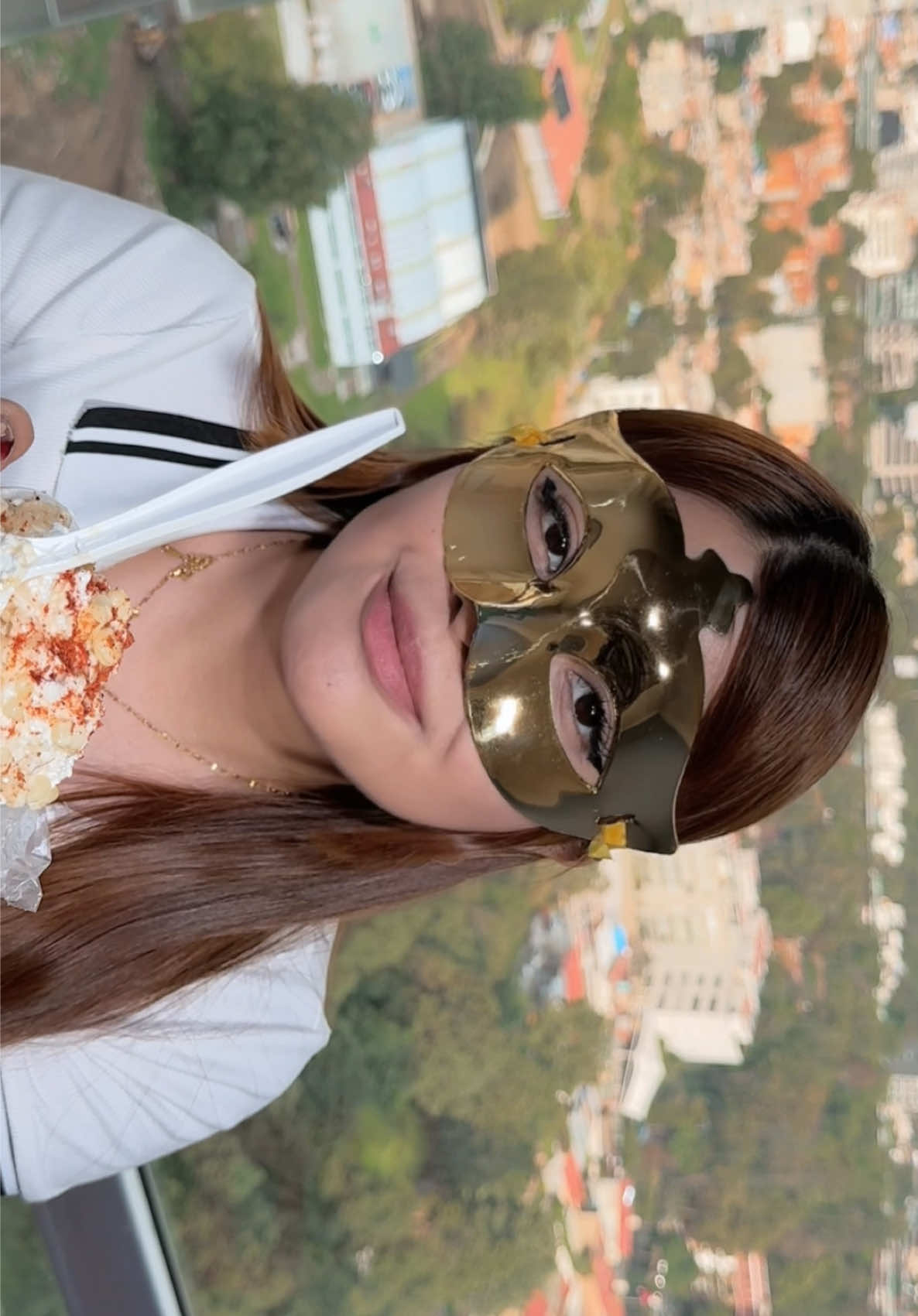 Ashley loo (@ashleyloomx) - Urlebird