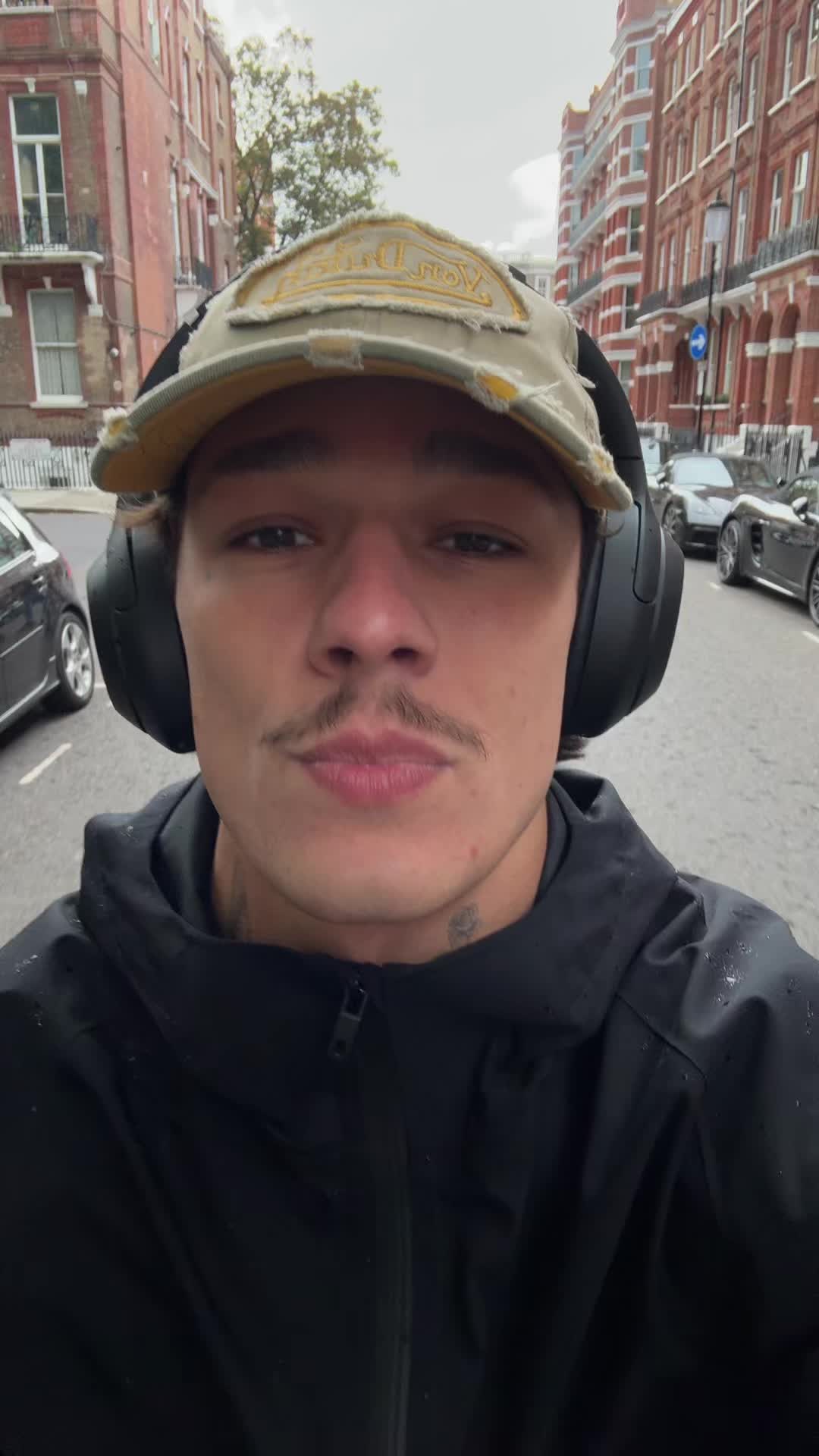 Addison James (@addisonjames) - Urlebird