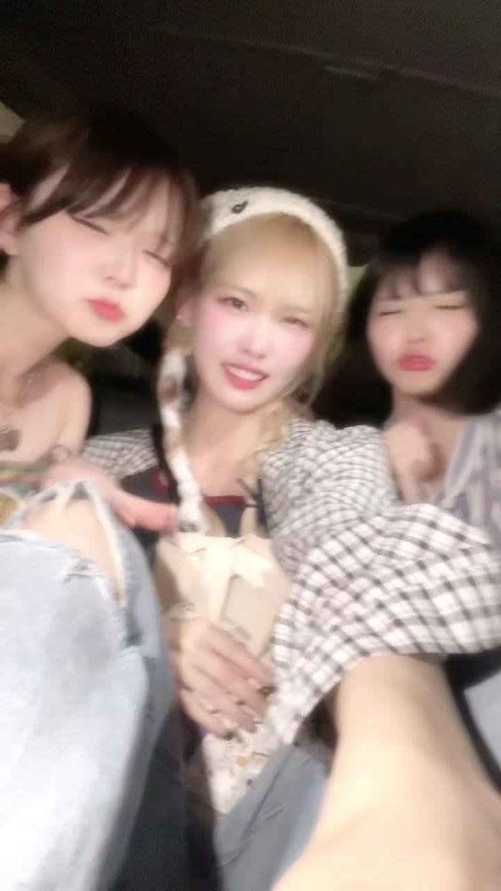 Another Diary (@another_diary) - Urlebird