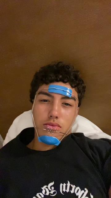 turned 18 today 😇🙌🏼 #06 #asian | vee liette (@veeliette)