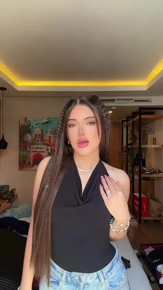 Naya Asad 🎀 (@naya_asad1) - Urlebird