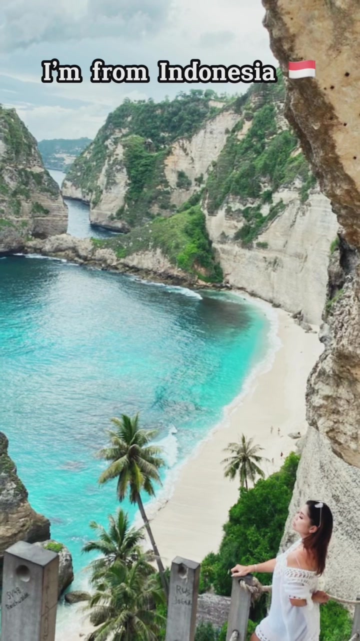 Momi Itha (@momi_itha) - Urlebird