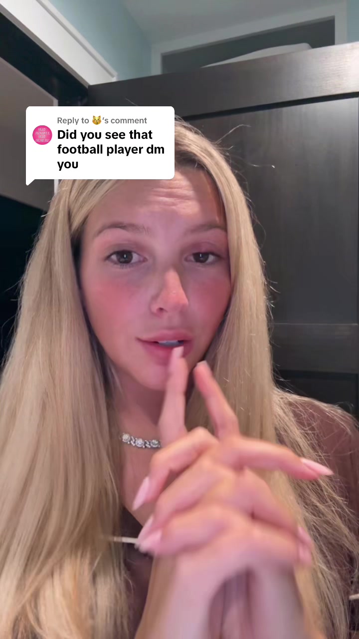 Emily Trapp (@emilytrappxo) - Urlebird